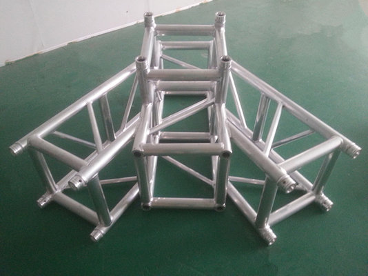 Aluminum Alloy Line Array Speaker Truss 300 X 300 Mm SGS Certification